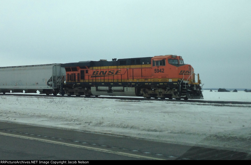 BNSF 5942 (DPU)